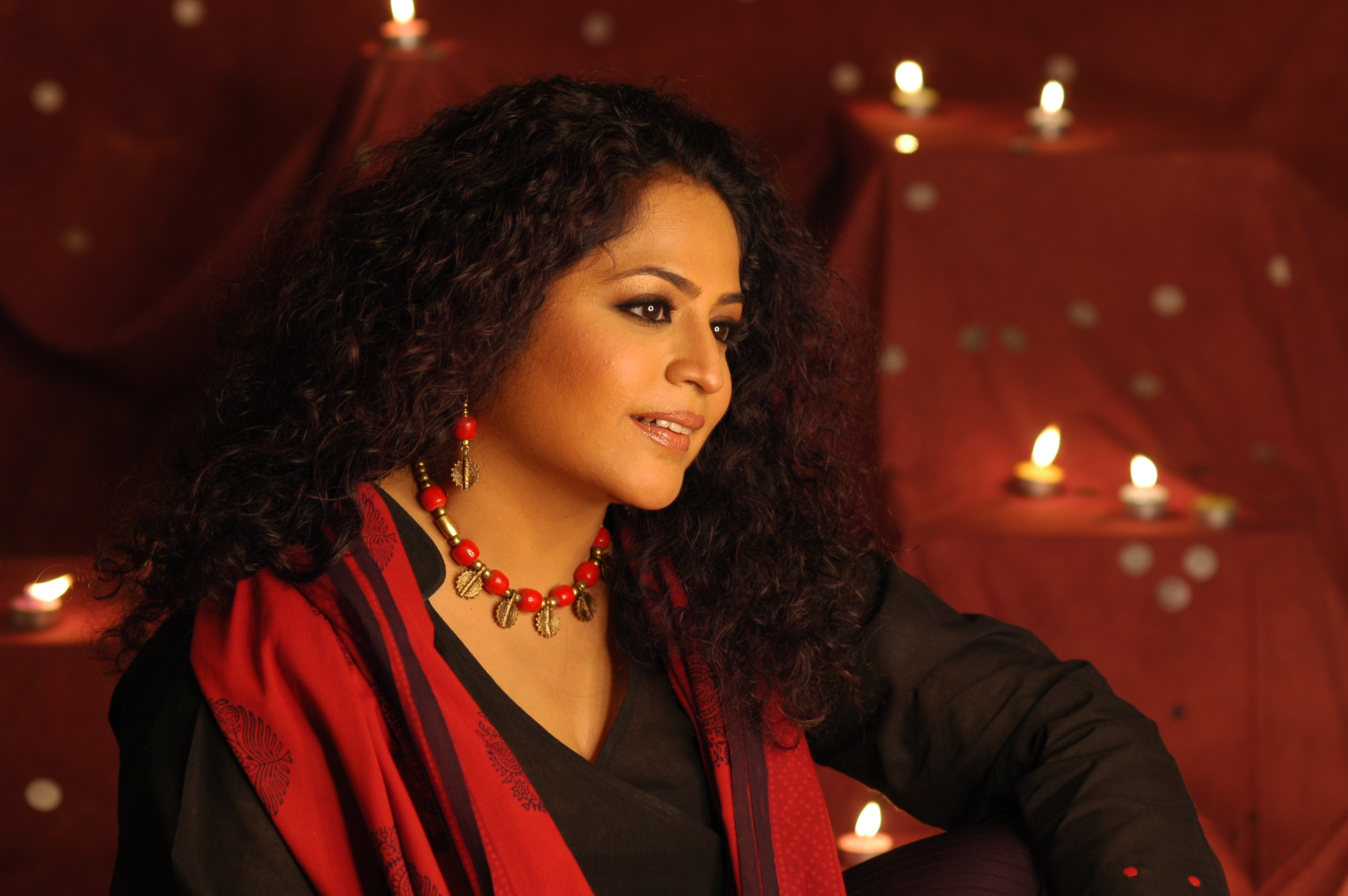 Learn Sufi Music | Indira Naik | ipassio